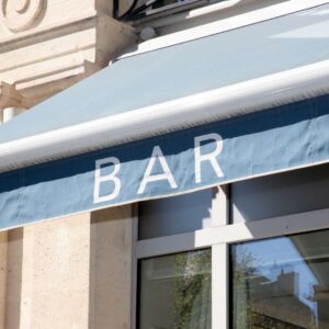 A Guide To Choosing The Right Storefront Sign | Madison Corporate Group